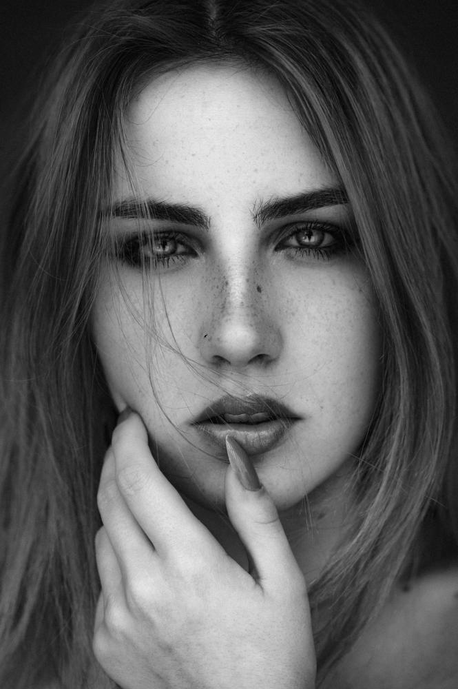 Fotoportale.it - Giulia bianchini Modella di Roma